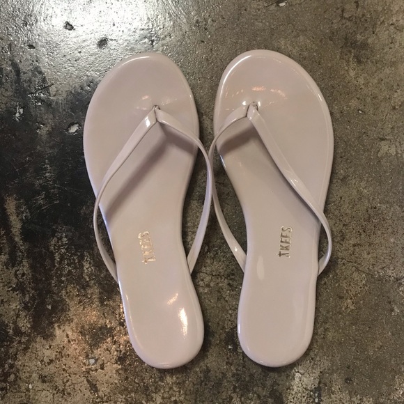 TKEES | Shoes | Tkees Glosses Sandal In Custard | Poshmark